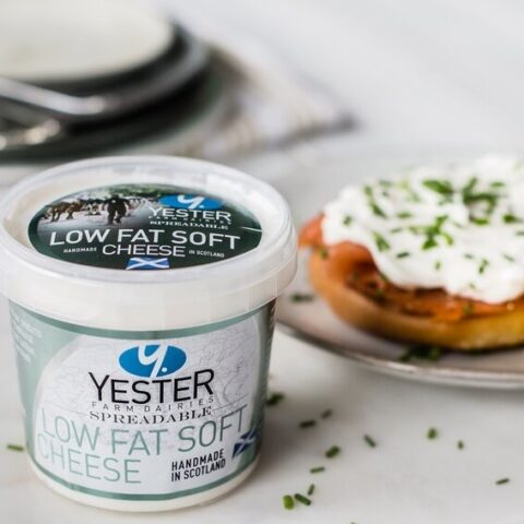 Yester Farm Low Fat Soft Cheese Tub 300g - Farmers Fayre
